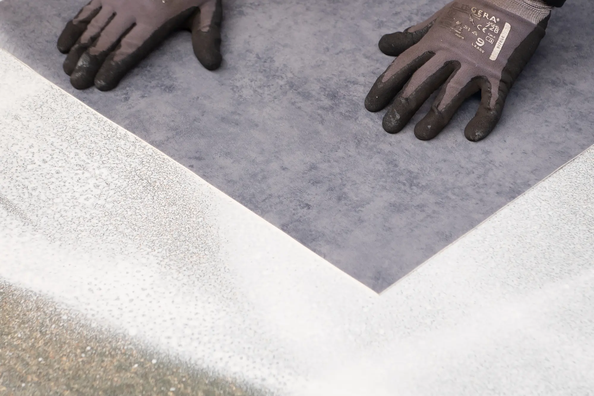 Verdens første spraybare MS-polymer: SPRAYTEC | Maxbo Proff